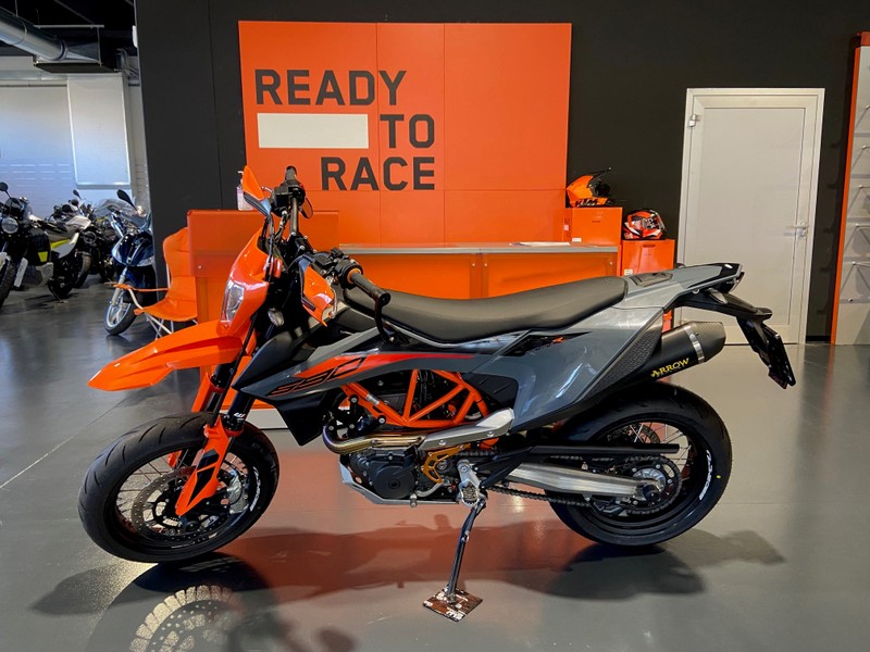 usato Ktm 690 SMC R (2022) - Gabrielli Moto